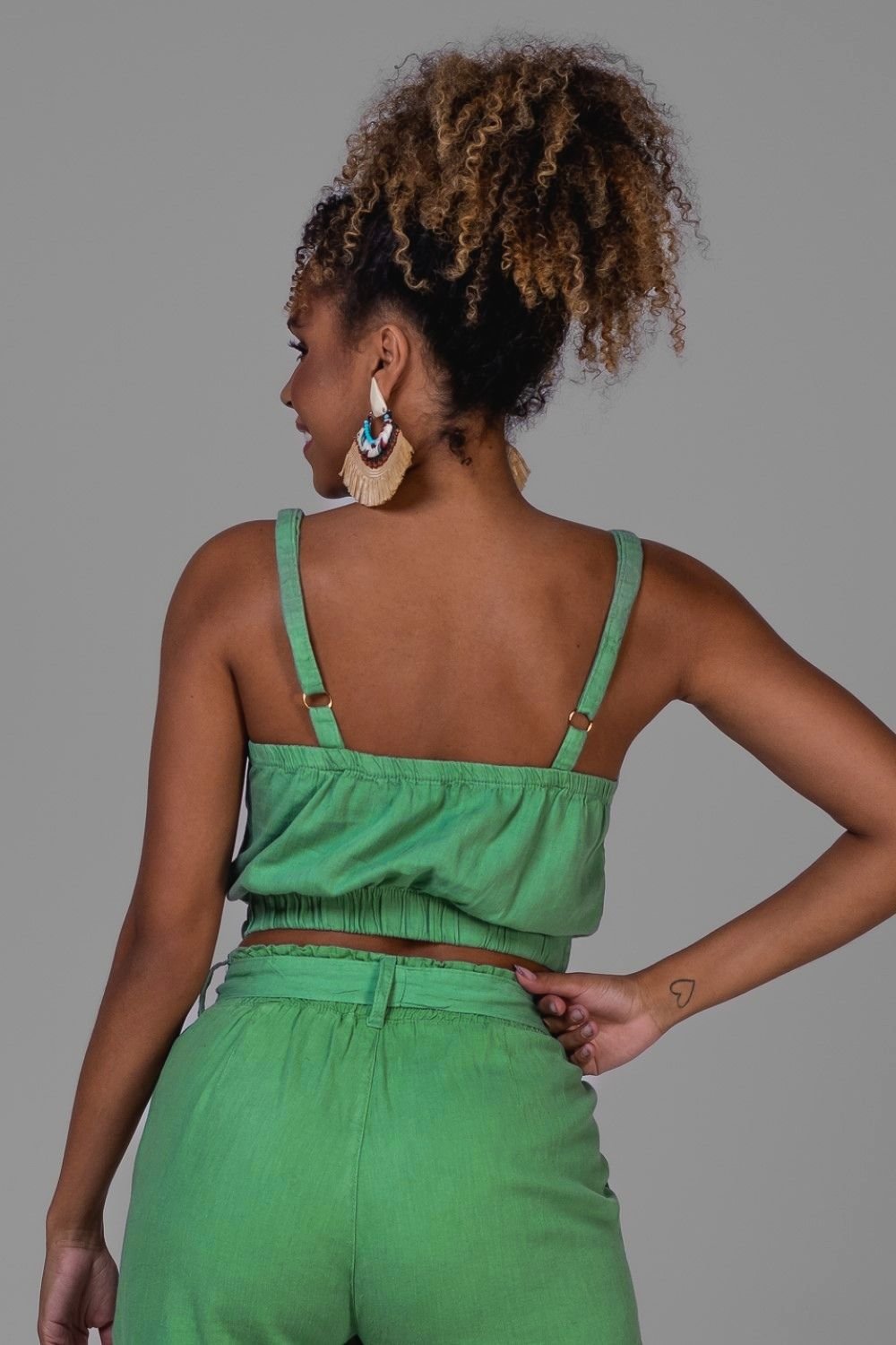 Cropped em Linho Ecológico com Alças Reguláveis - Verde - Geração Moderna